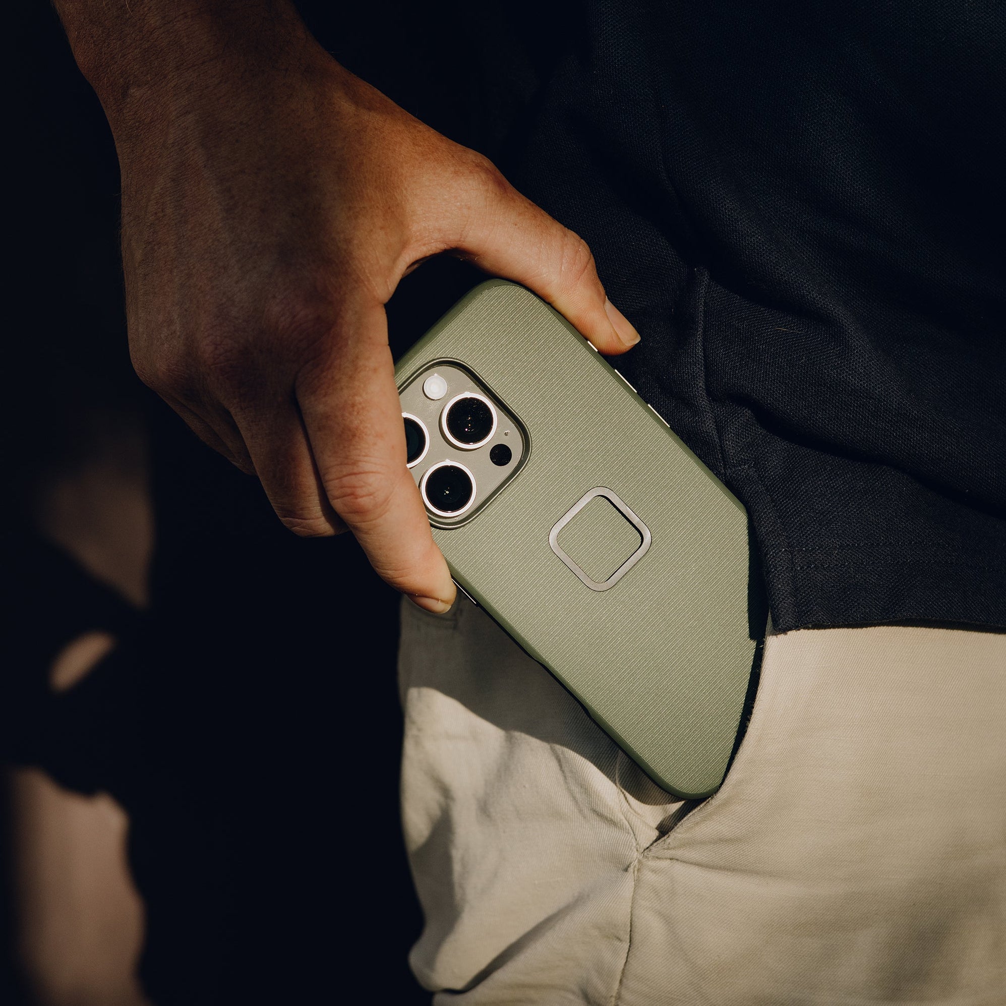 Everyday Loop Case | iPhone 16 Pro Max | Sage — Vanasche Motorsports